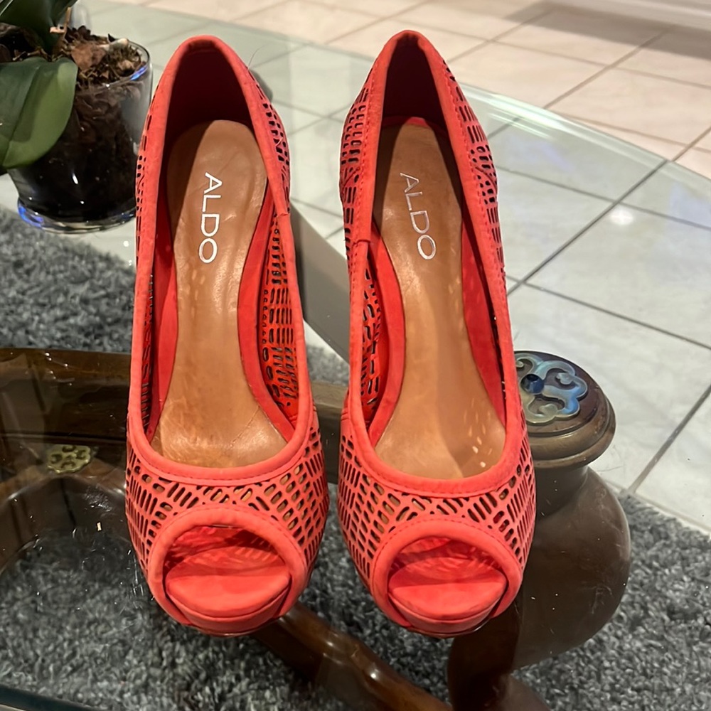 Aldo Coral Colored Peep Toe Pumps - Gem